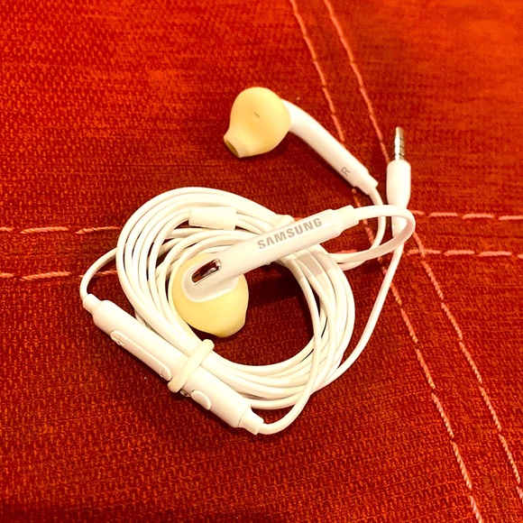 Samsung | Cell Phones & Accessories | Nwot Android Wire Jack Earbuds ...